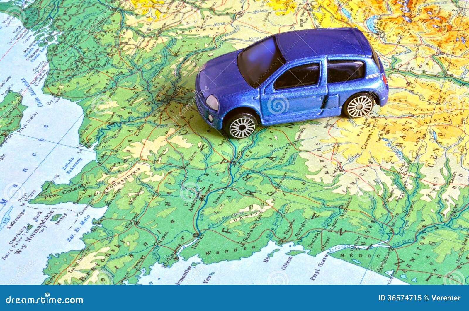 Car on a map stock image. Image of rent, holidays, freeway - 36574715