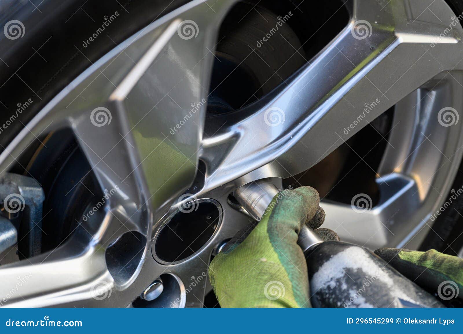 Car Mechanic Changing Wheels in Car Stock Image - Image of mechanic ...