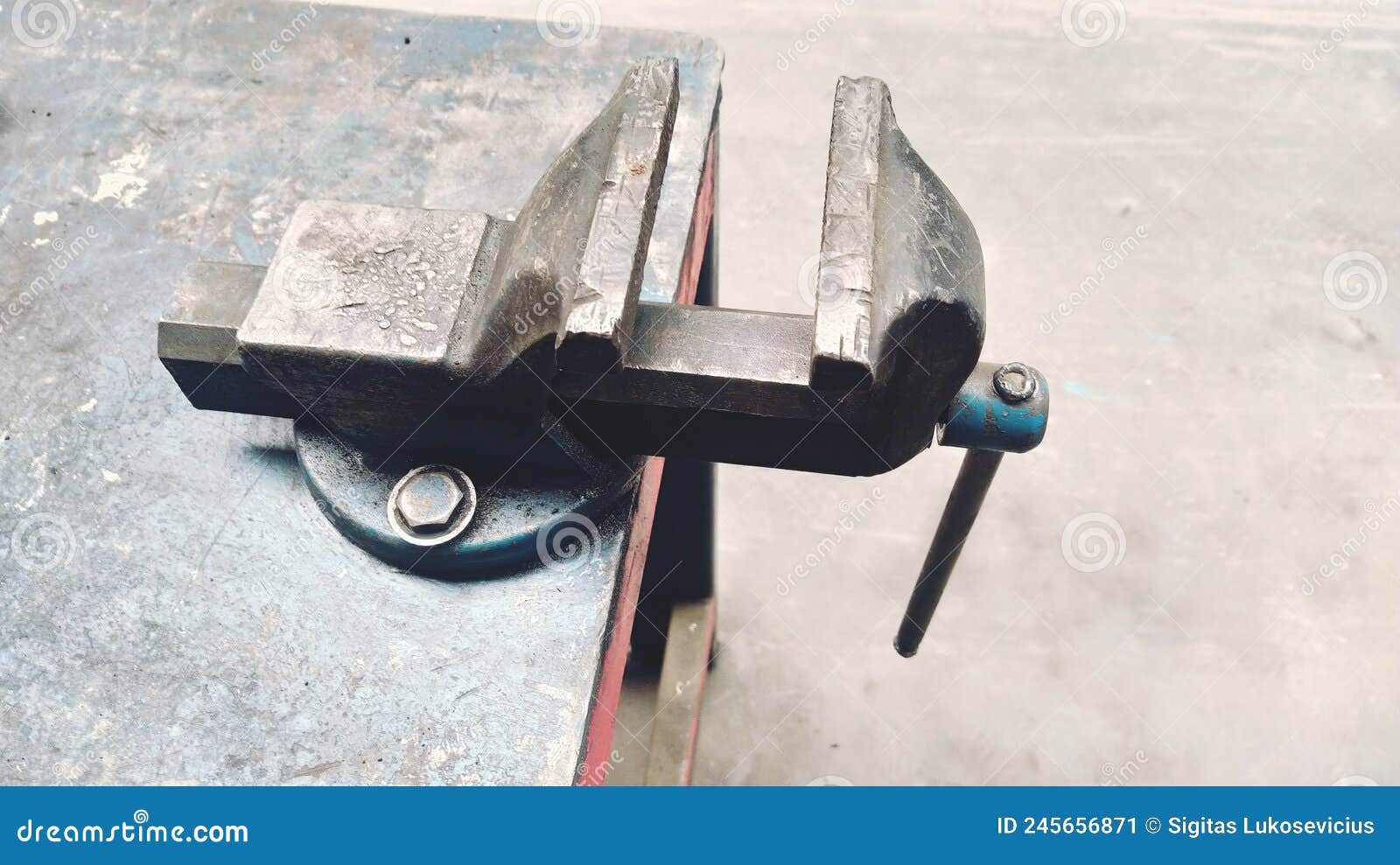 Car mechanic tool clamp stock image. Image of wing, metal - 245656871