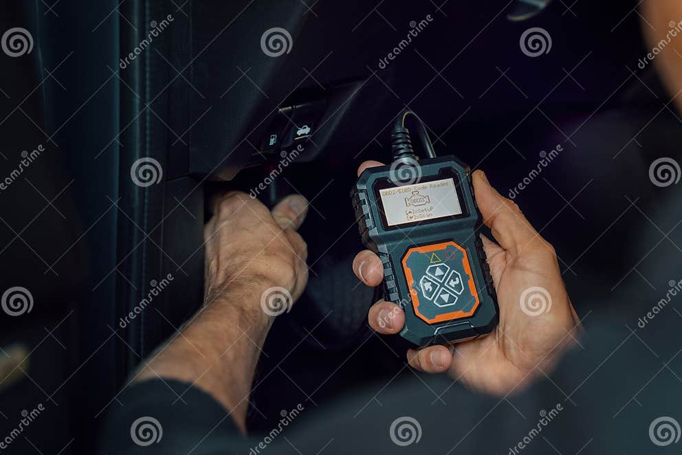 Car Mechanic Using OBD2 Scanner, Code Reader Tool To Check Engine ...