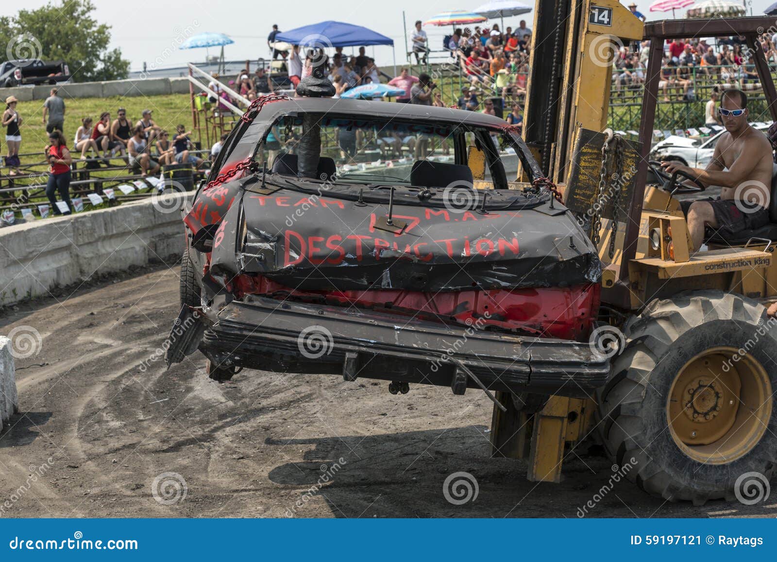 Car Out of Demolition Derby Editorial Photo - Image of destroy, action ...