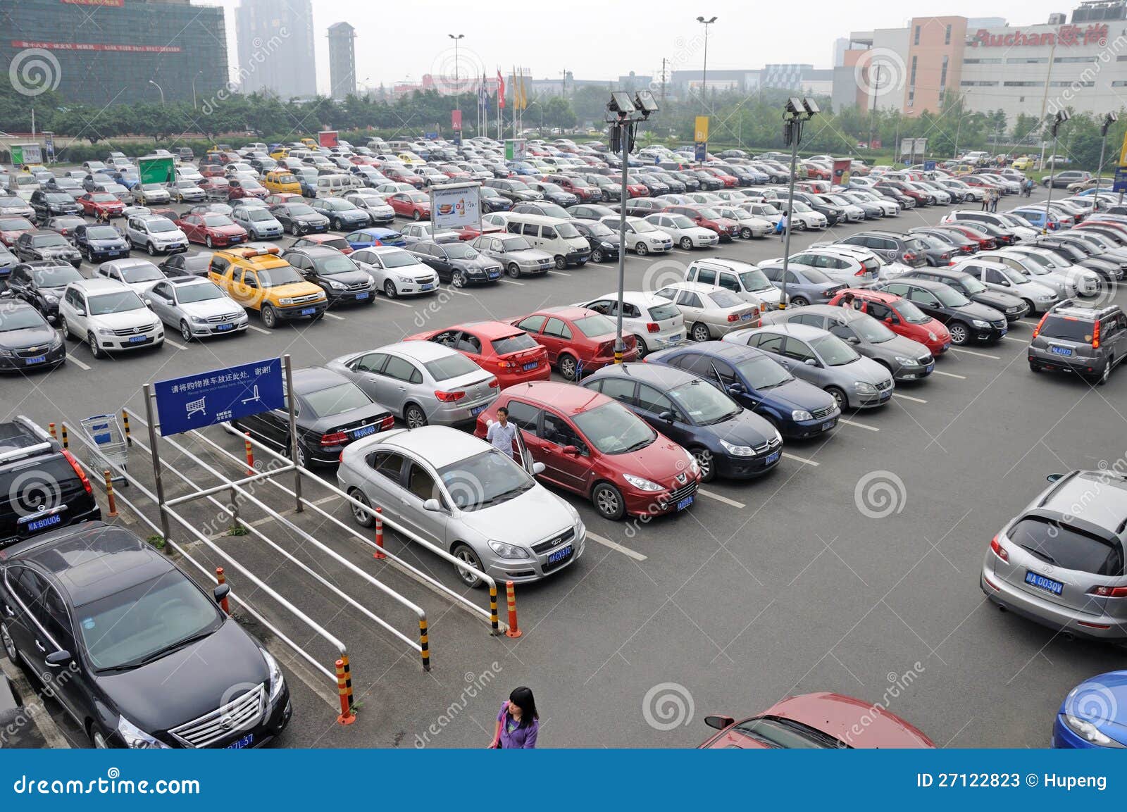Car park in chengdu editorial stock photo. Image of automotive - 27122823