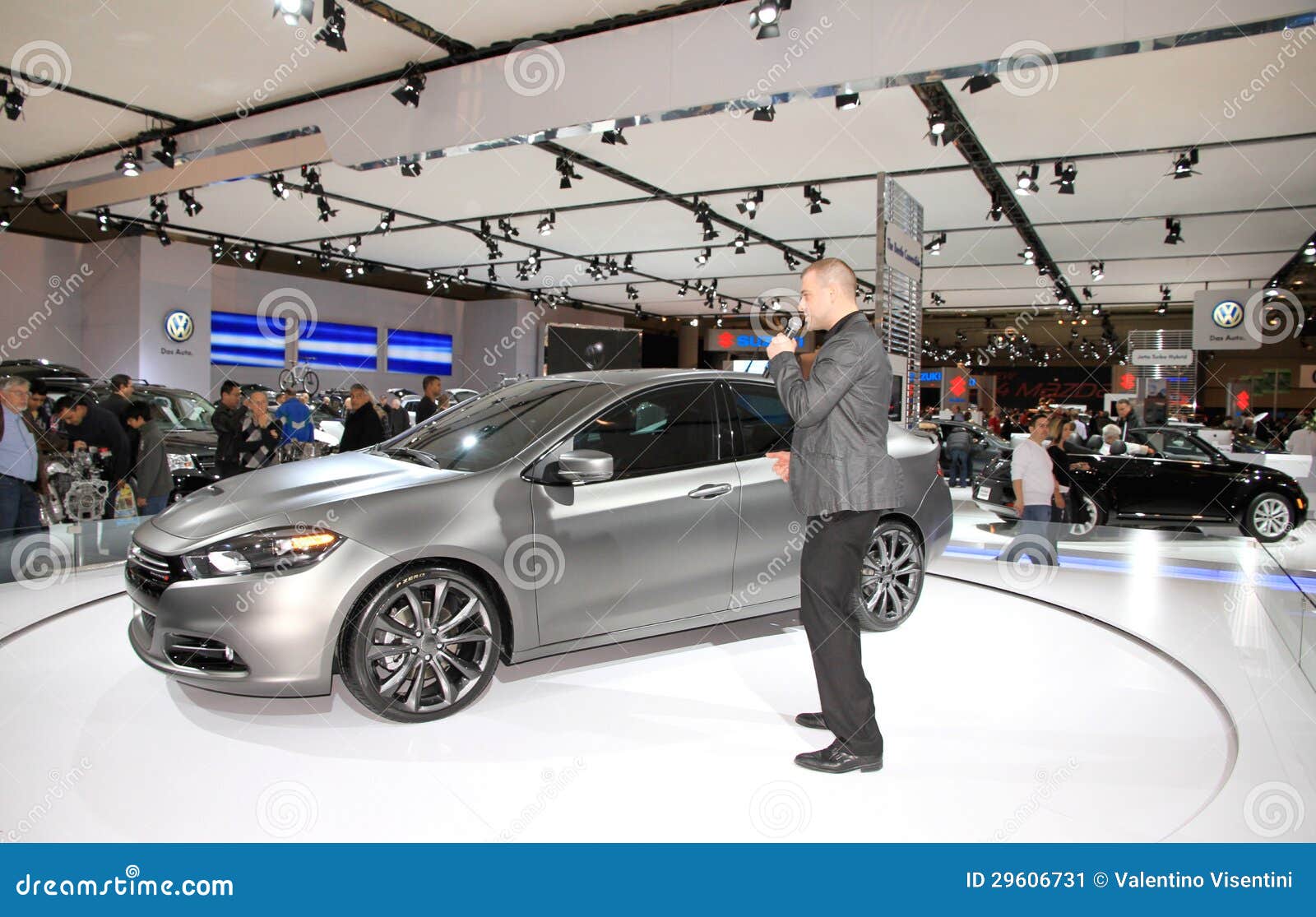 Car Presentation editorial photo. Image of visitors, auto - 29606731