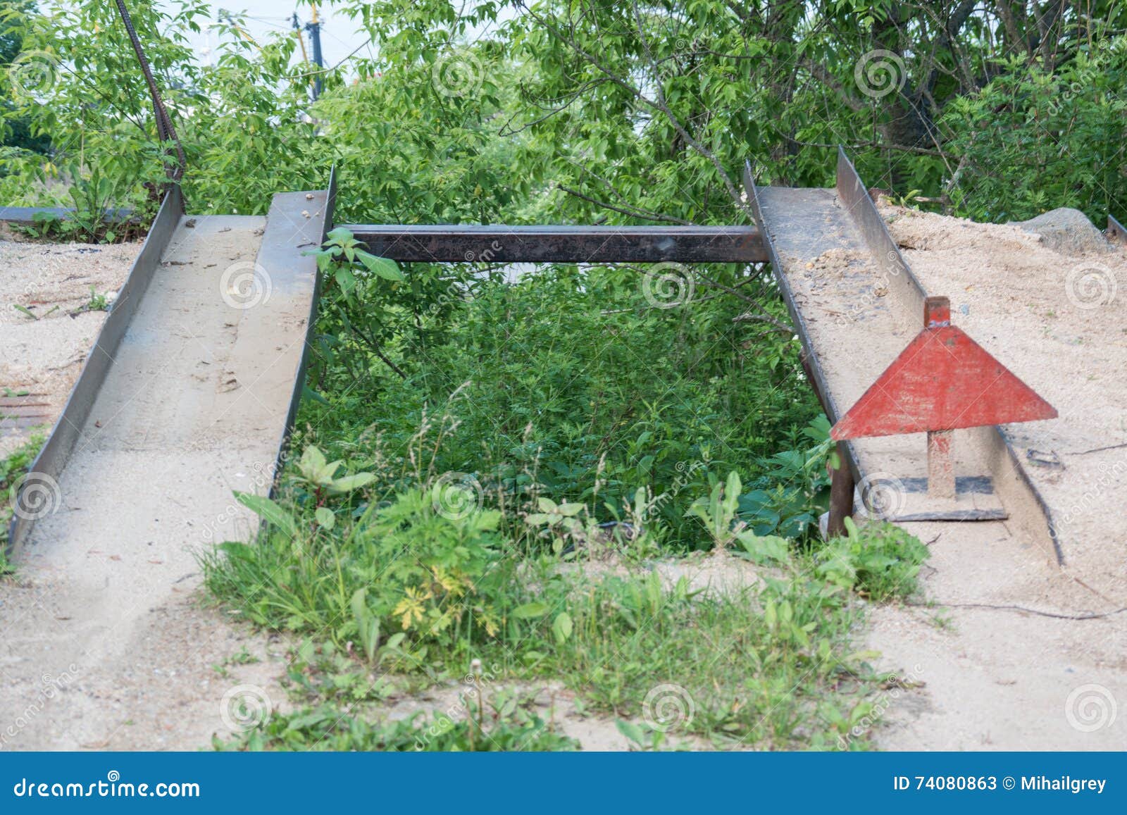 Car ramp with stopper stock image. Image of green, broken - 74080863