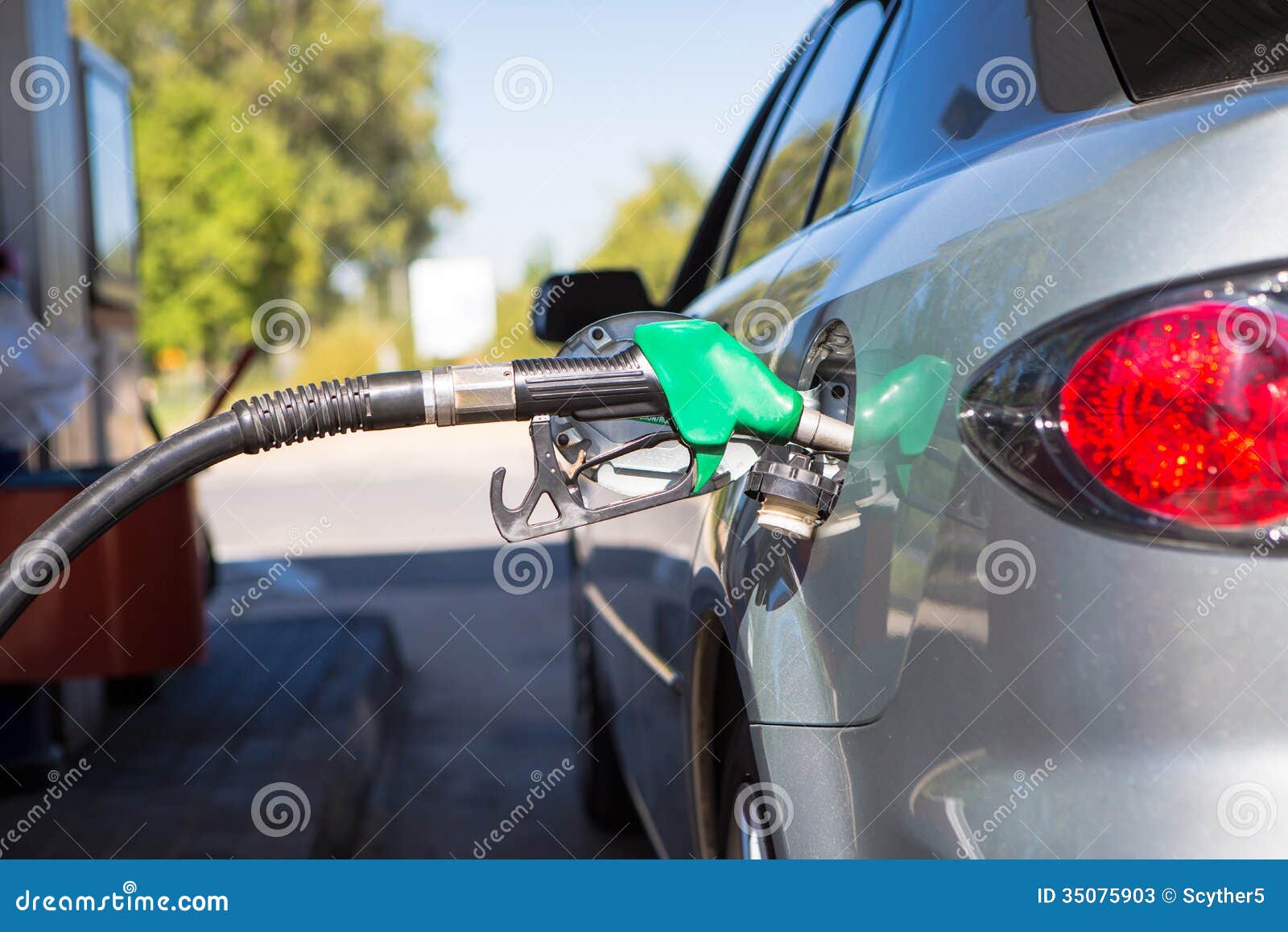 Car refuel stock image. Image of liter, consumer, petrol - 35075903