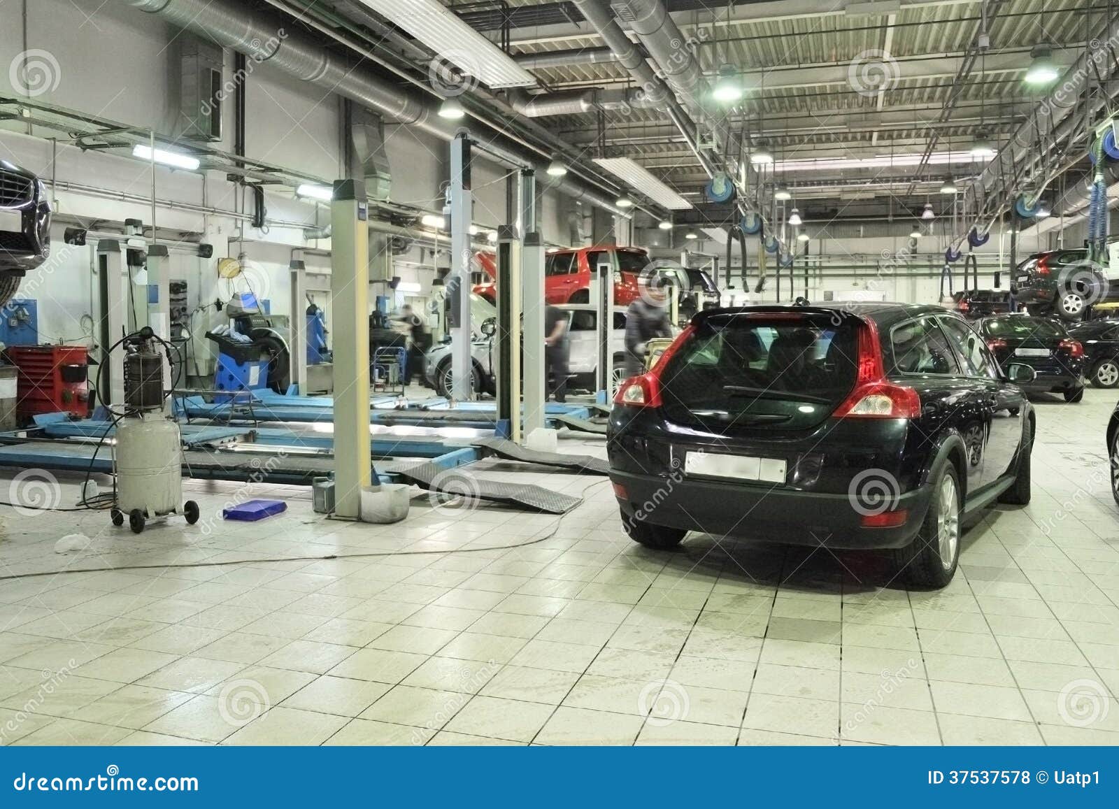 Car repair garage stock photo. Image of automotive, maintenance - 37537578