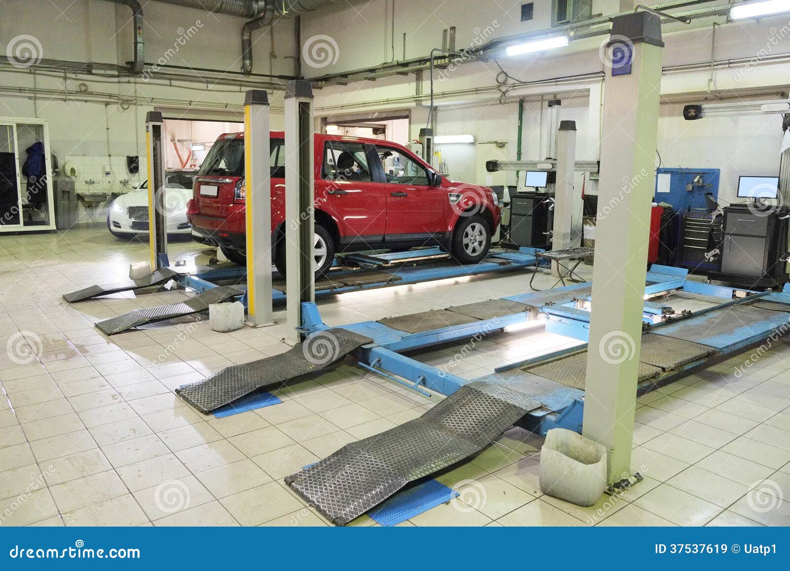 A car repair garage stock image. Image of change, tool - 37537619