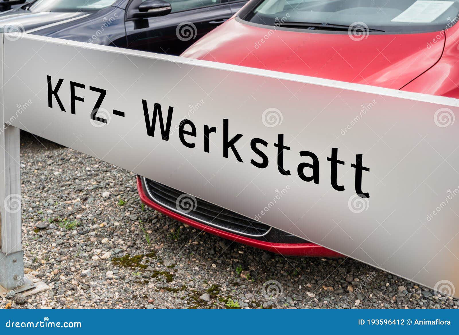 Car repair shop sign stock photo. Image of view, repair - 193596412