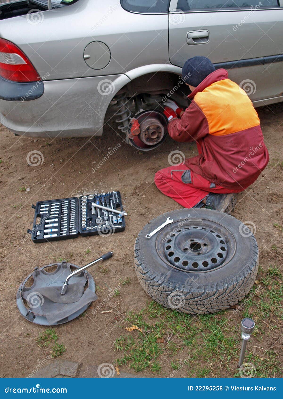 Car repairing 2 stock photo. Image of ground, home, size - 22295258