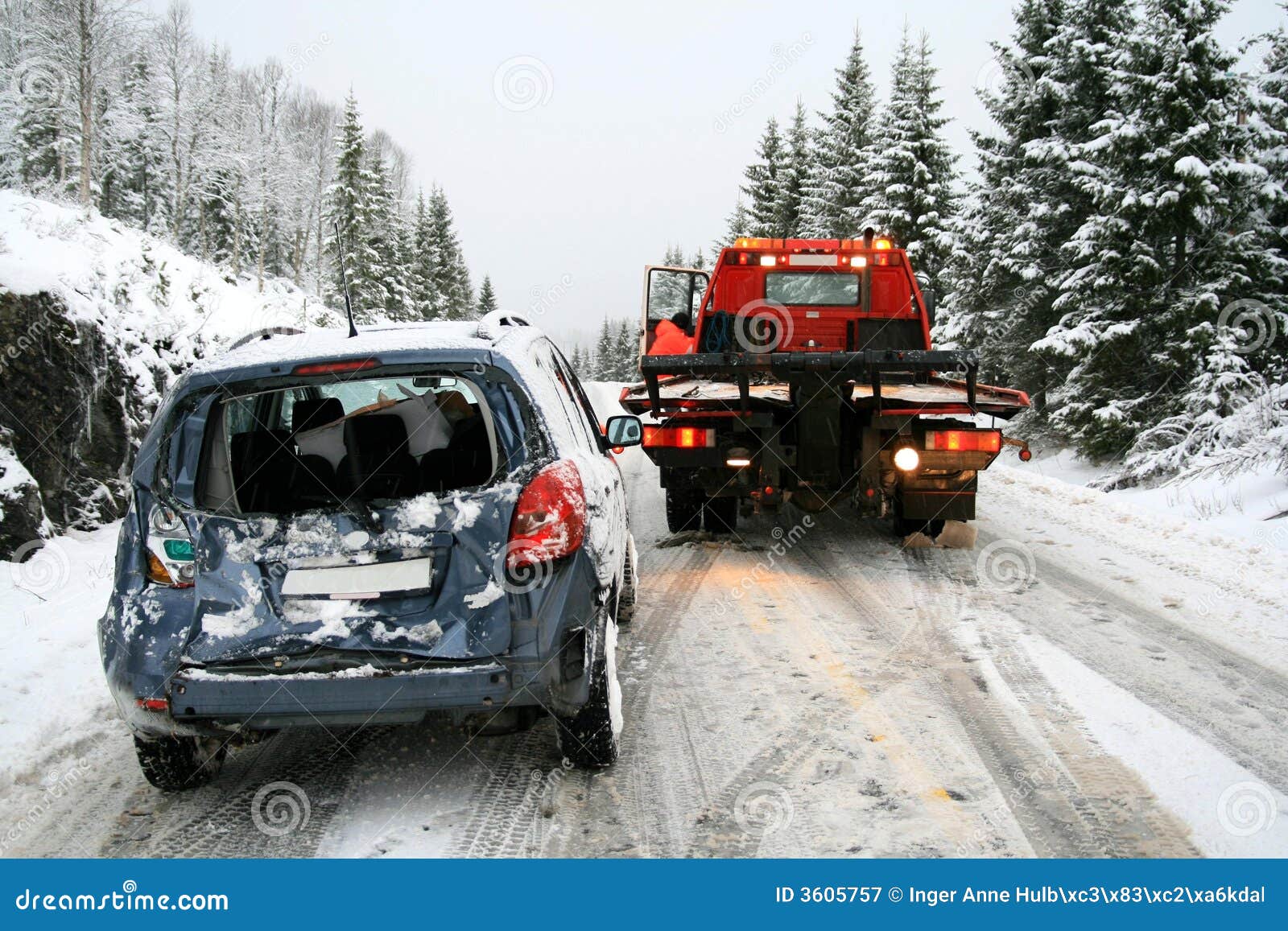 Car rescue stock image. Image of event, headlight, rescue - 3605757