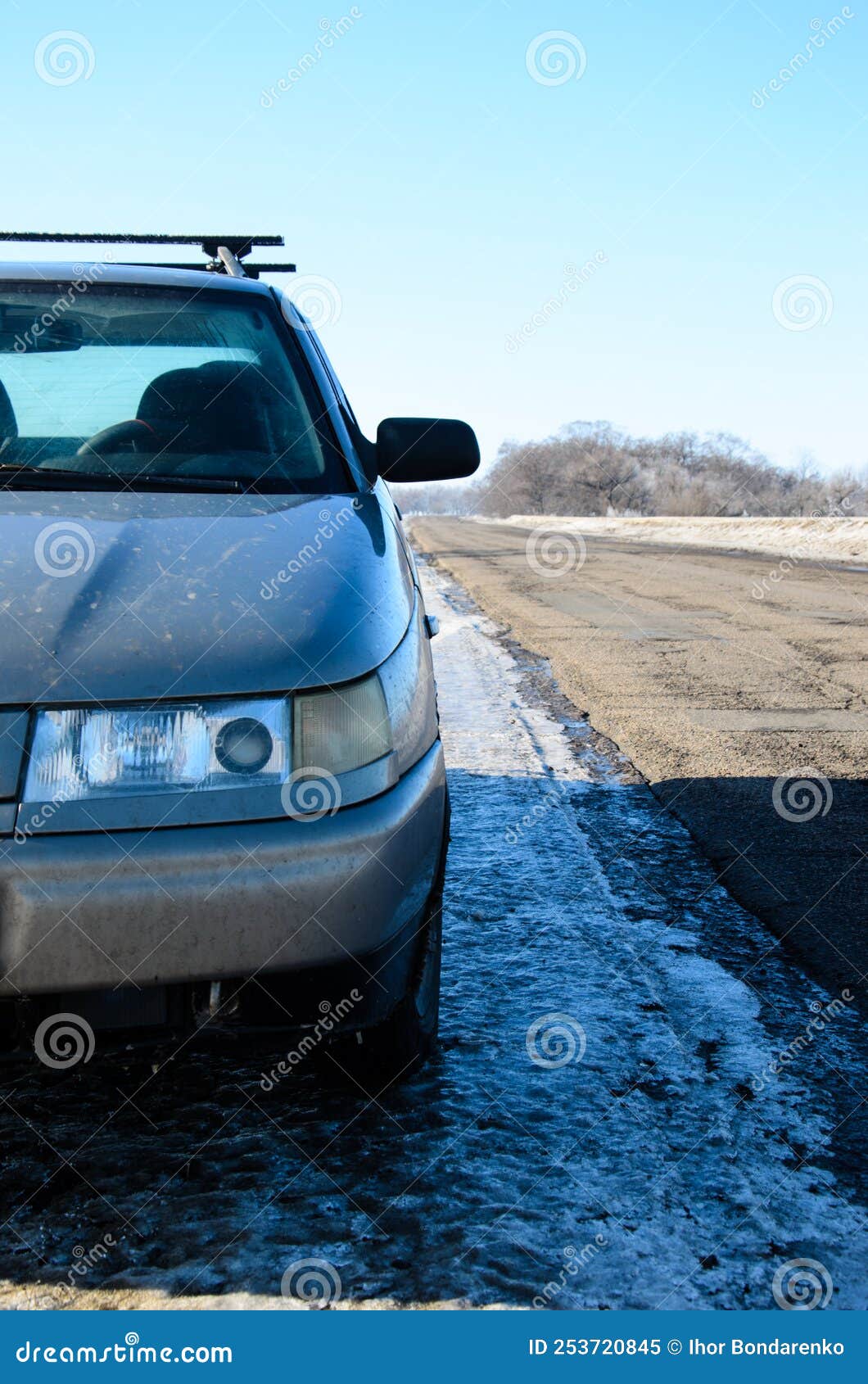 Car on a Roadside on Winter Stock Image - Image of drive, cold: 253720845