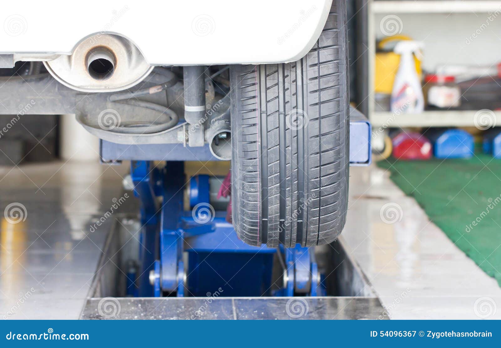 Car S Back View New Tire Changed. Stock Image - Image of fixing ...