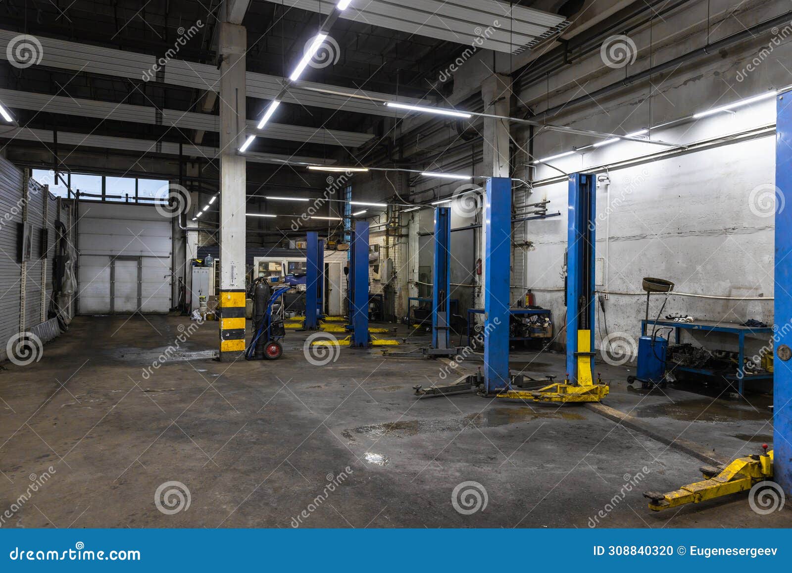 Car Service Interior with Car Lifts Stock Photo - Image of technology ...