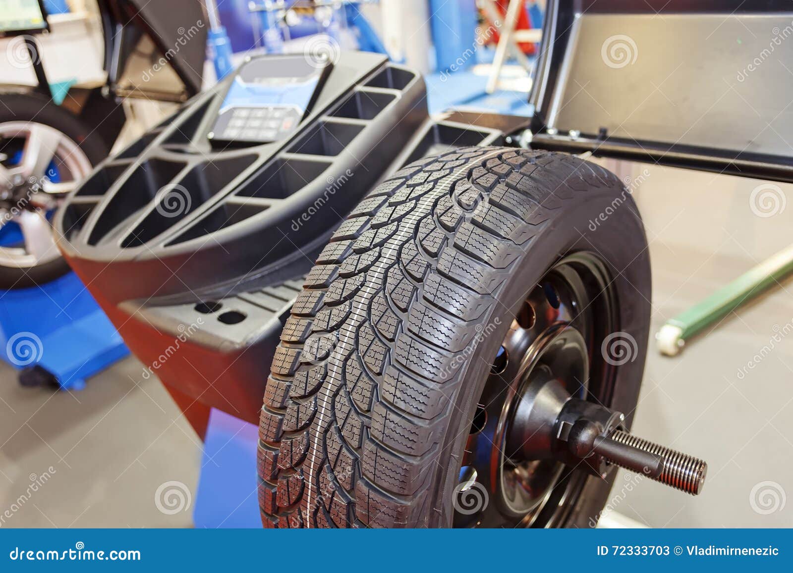 Car service station stock image. Image of laser, composites - 72333703