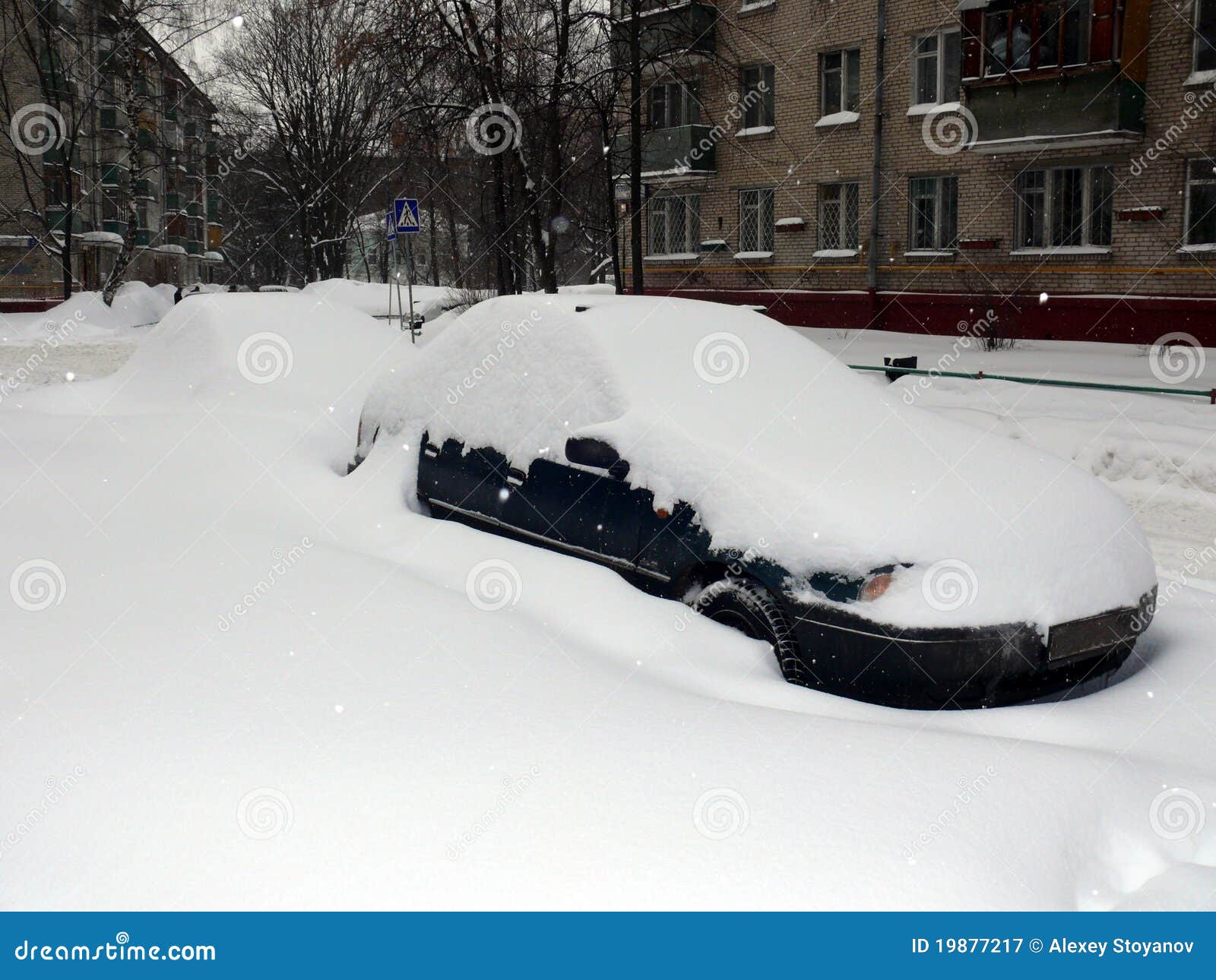 Car in Snowdrift after Snowfall Stock Image - Image of snowdrift, town ...