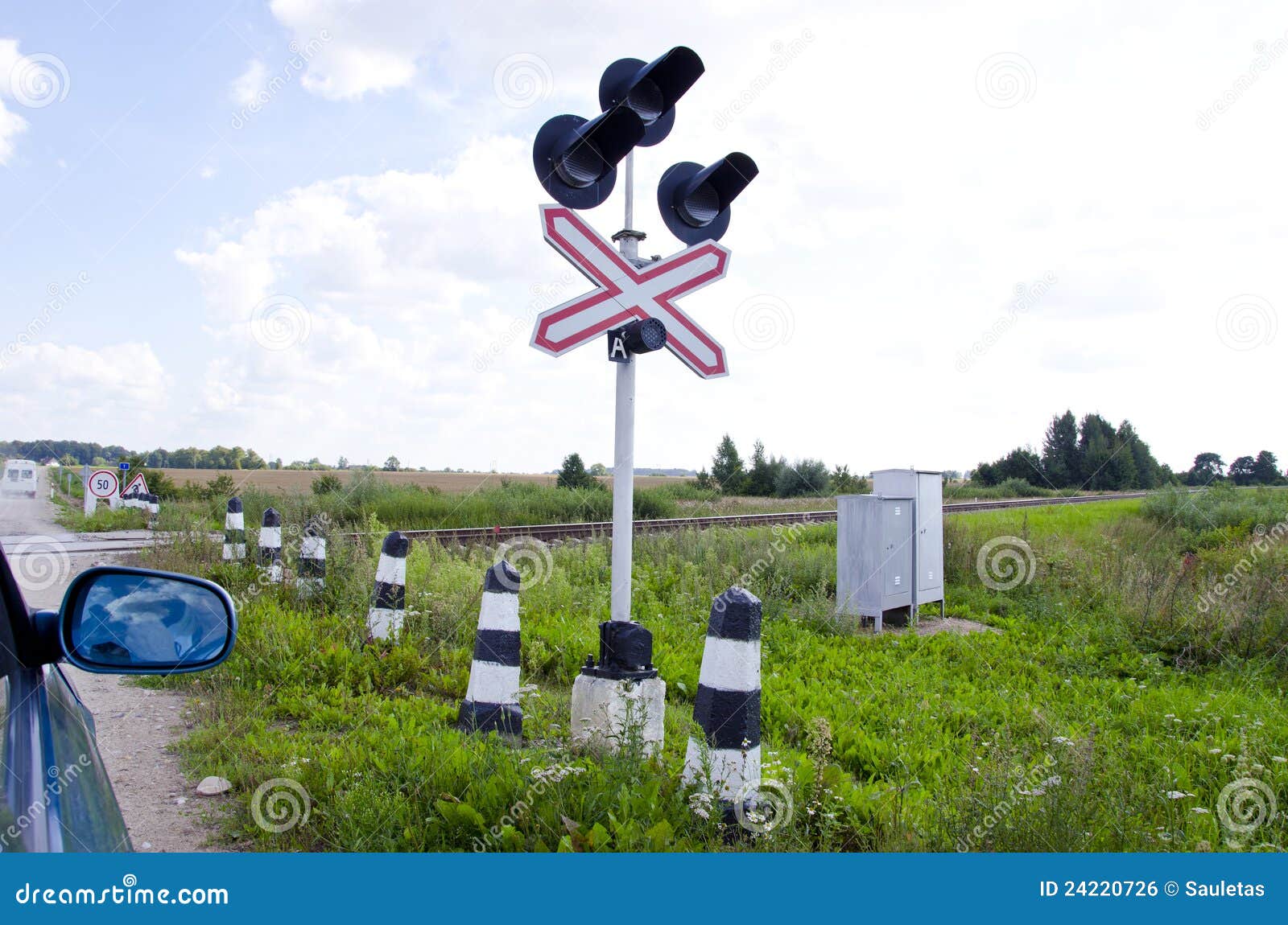 Car Stand Railway Crossing Road Traffic-light Stock Photo - Image of ...