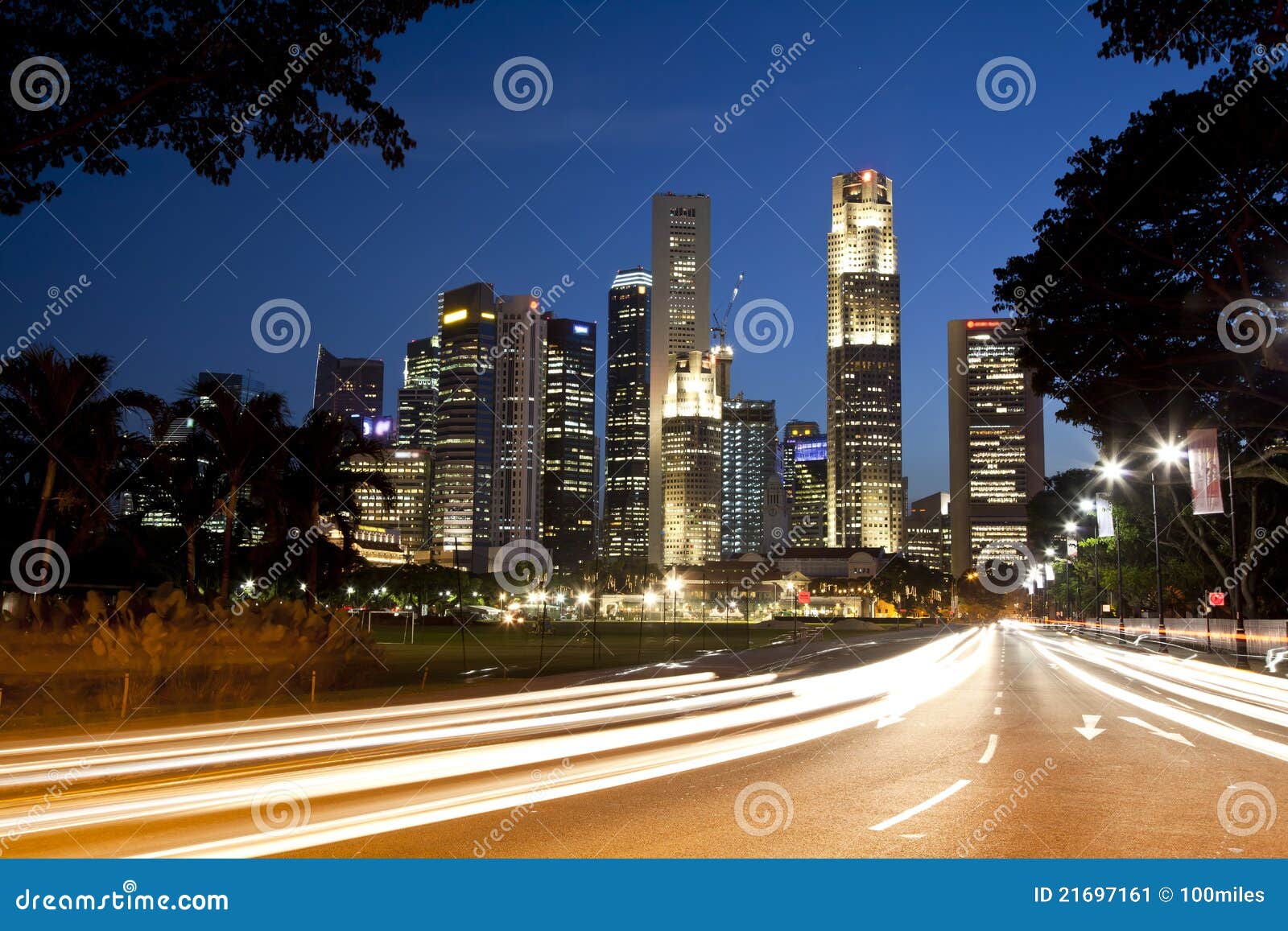 Car streaks Cityscape stock image. Image of lights, jungel - 21697161