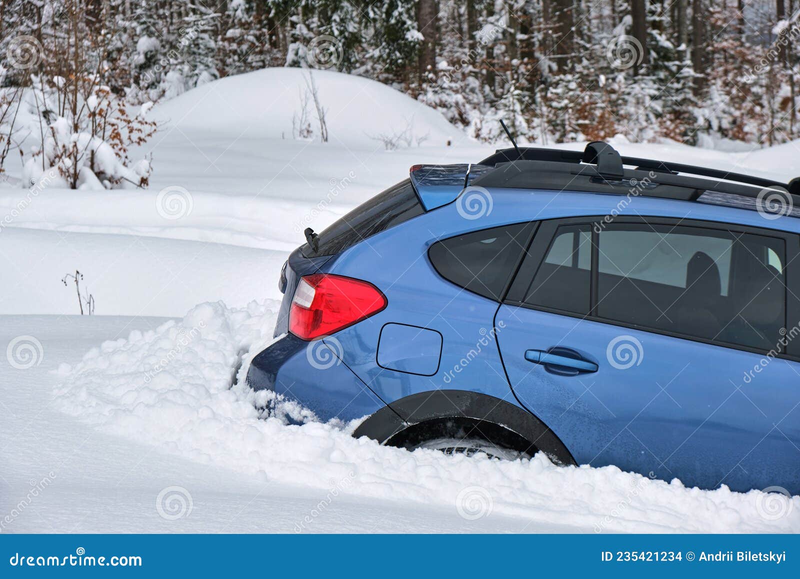 Car Stuck in Deep Snow on Cold Winter Day Stock Photo - Image of hard ...