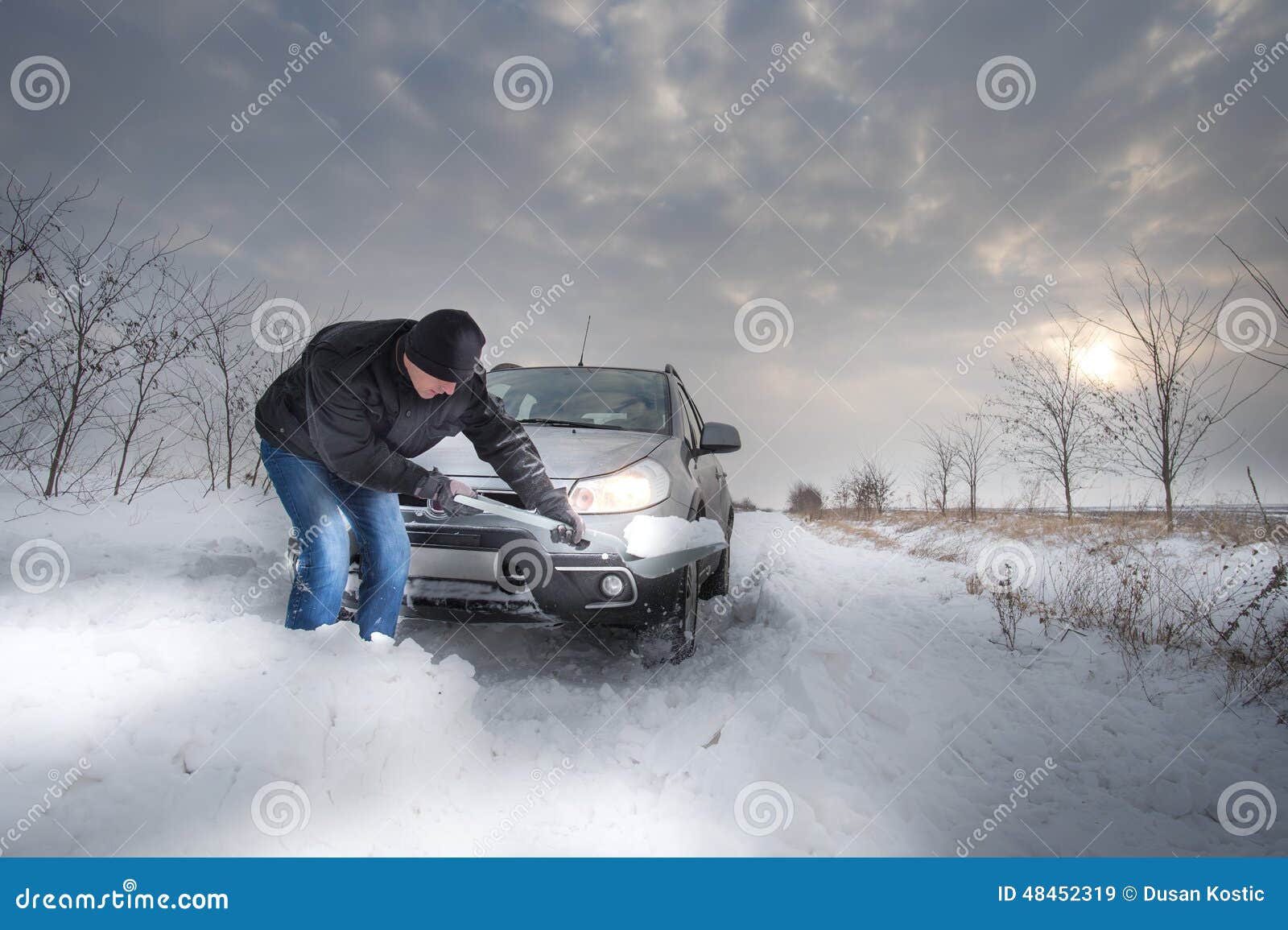 Car stuck in snow stock image. Image of snow, working - 48452319