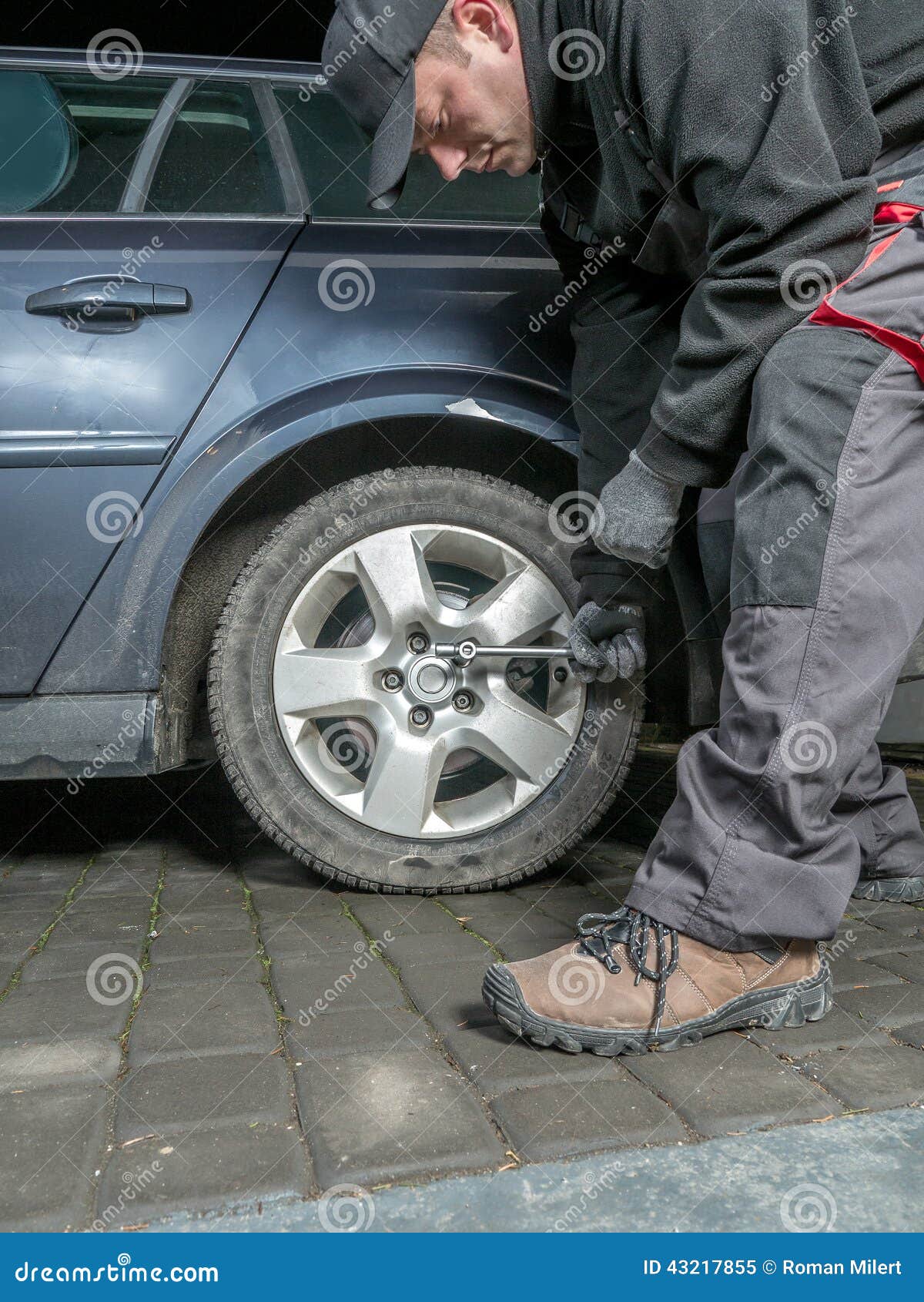 Car tire change stock image. Image of wheel, passenger - 43217855