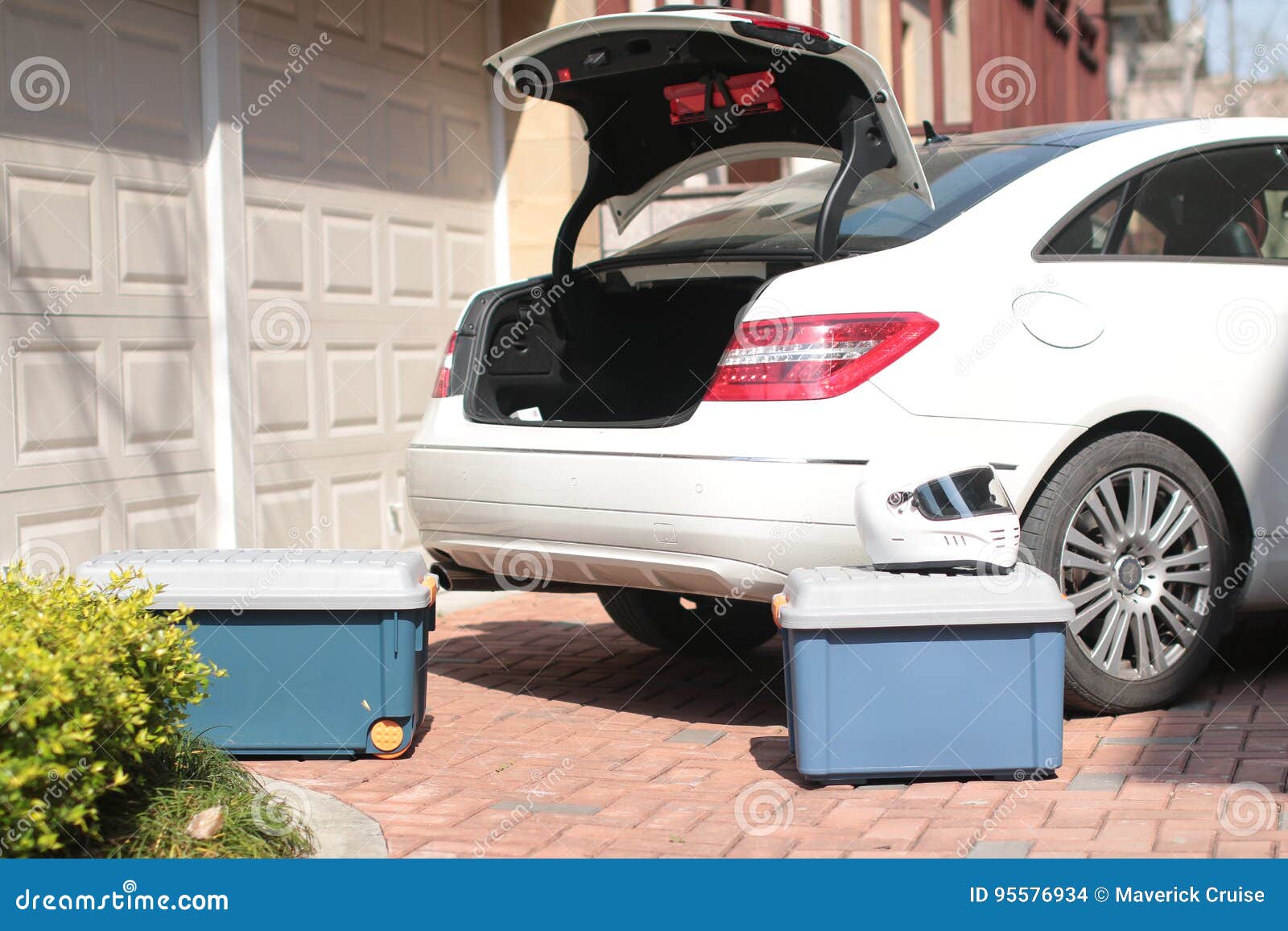 Car and toolbox stock photo. Image of house, garage, class - 95576934