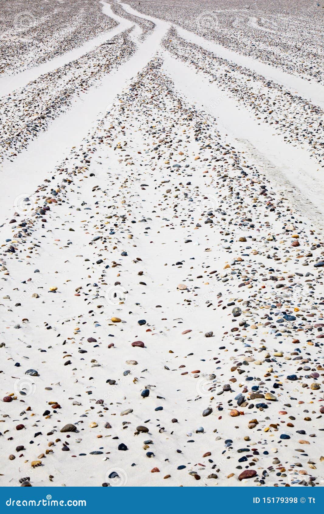 Car tracks stock photo. Image of horizon, path, pebbles - 15179398