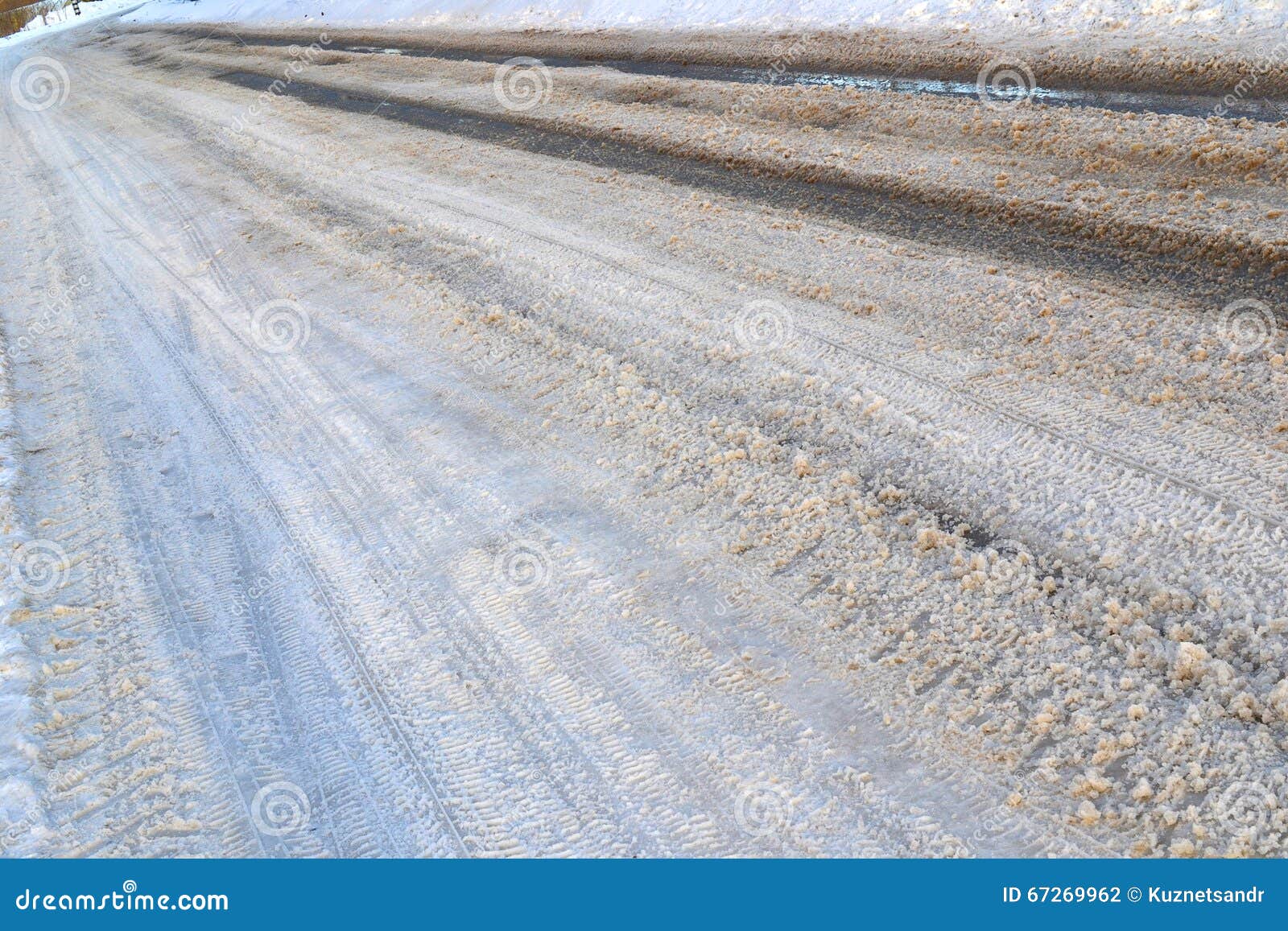 Car tracks in the snow stock photo. Image of road, imprint - 67269962