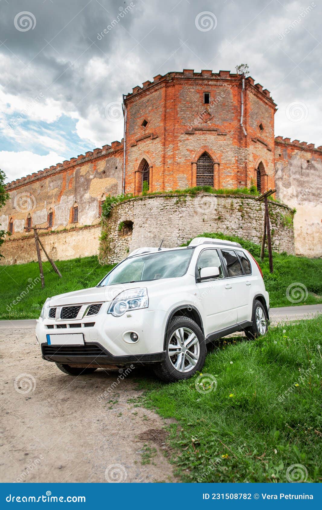 Car Travel Concept Suv in Front of Old Castle Stock Photo - Image of ...