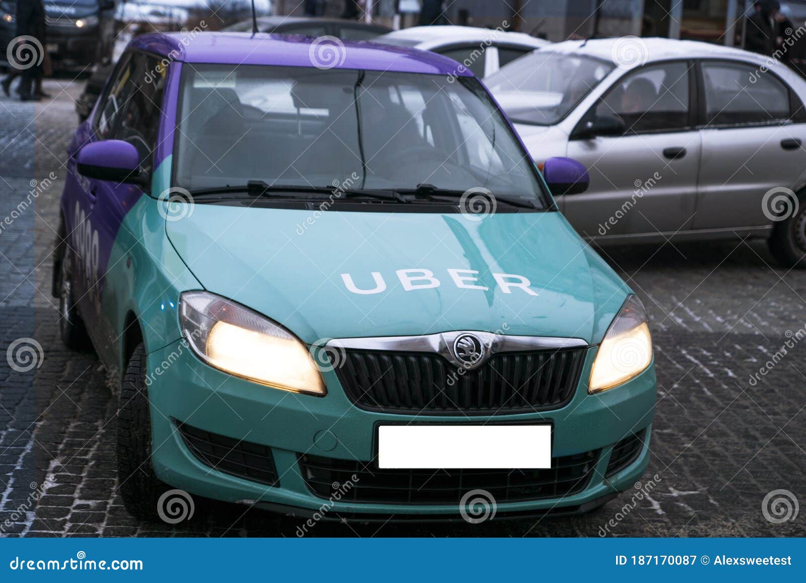 Uber Taxi Logo Editorial Image | CartoonDealer.com #76662412