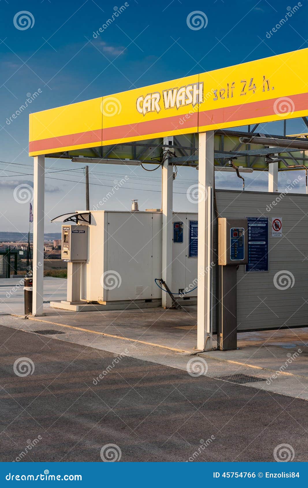 Car wash sign editorial photo. Image of water, work, structure - 45754766