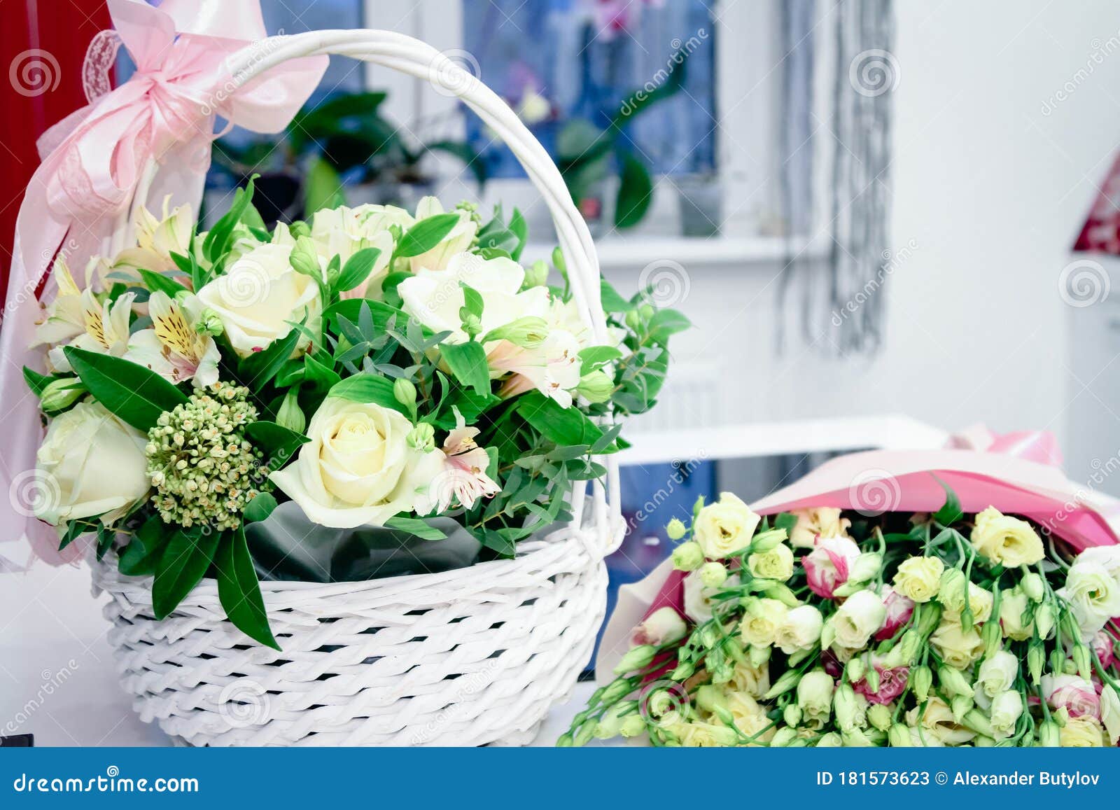 A Car with White Roses. Bouquet Stock Image - Image of traditional ...