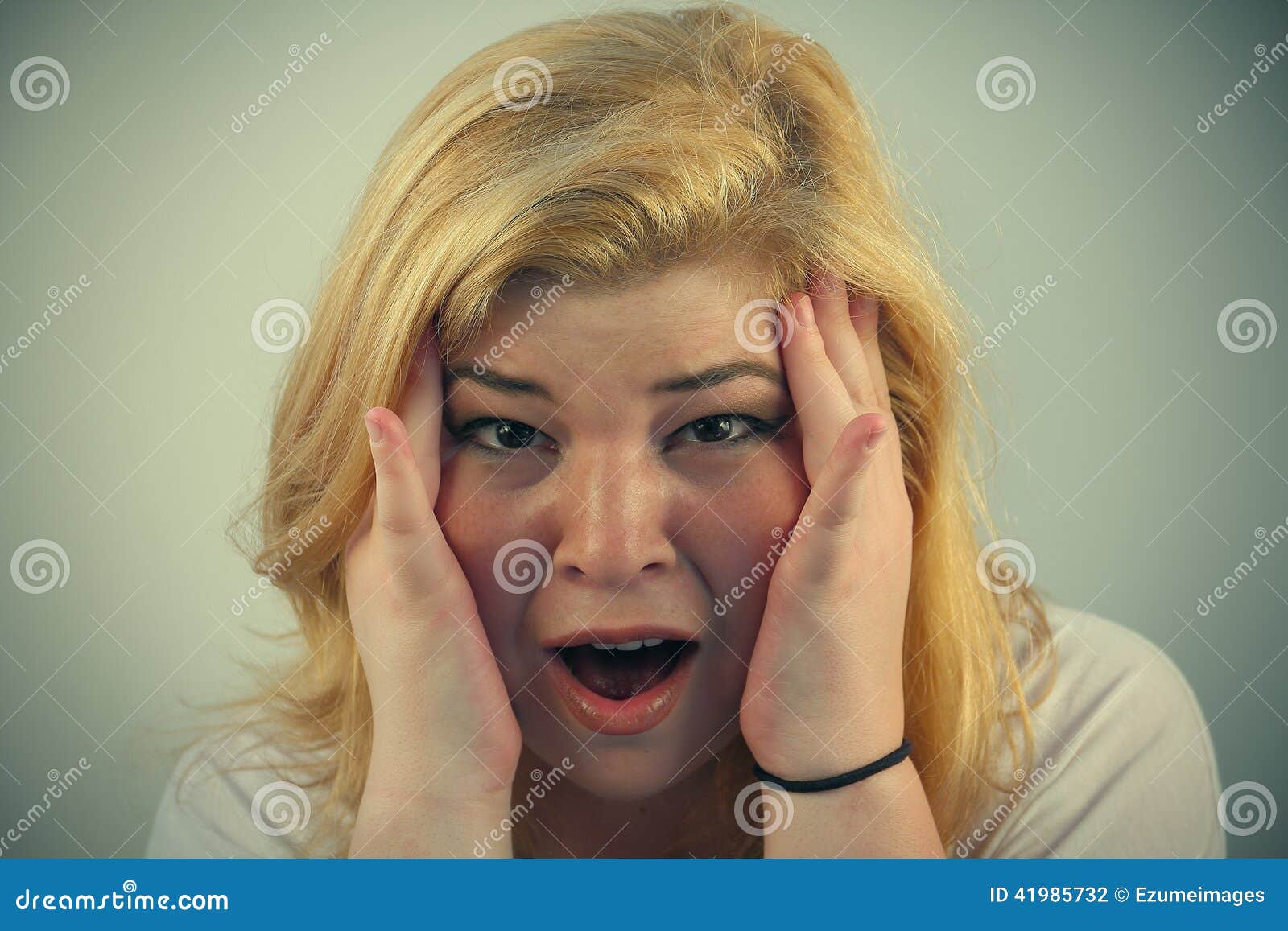 Cara abrumada foto de archivo. Imagen de cara, trastorno - 41985732