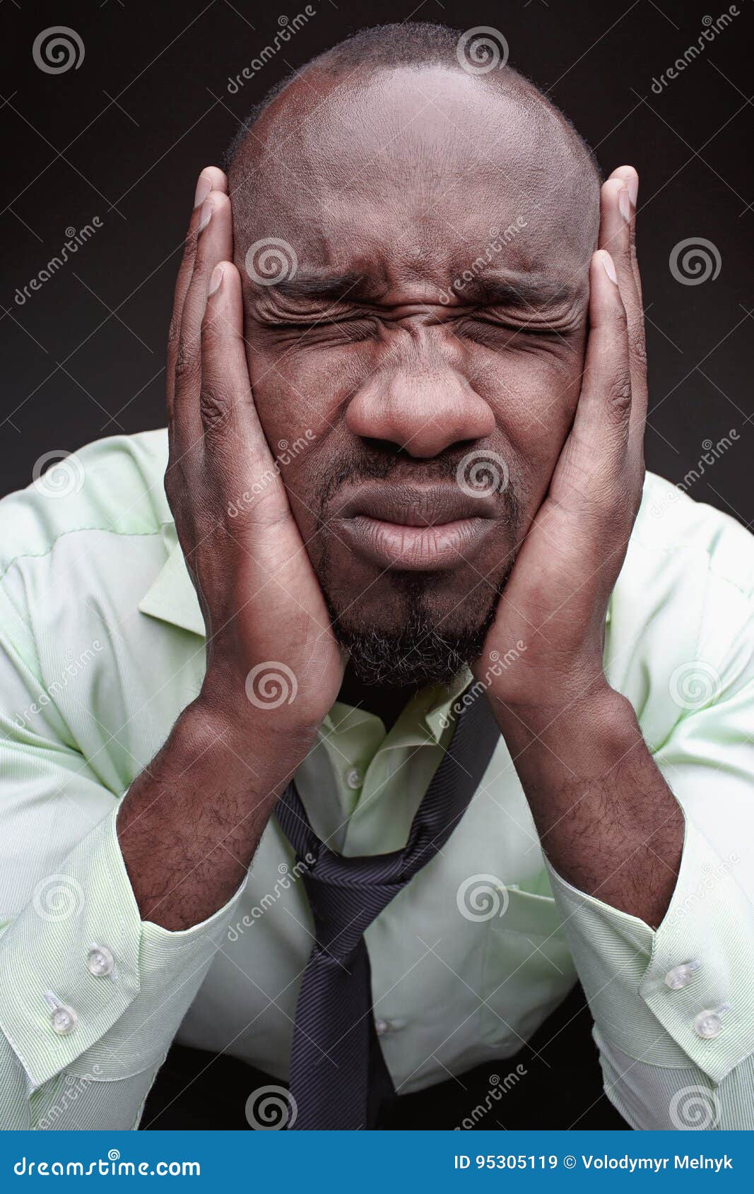 Cara Assustado Do Homem Negro Imagem de Stock - Imagem de homem, ânsia ...