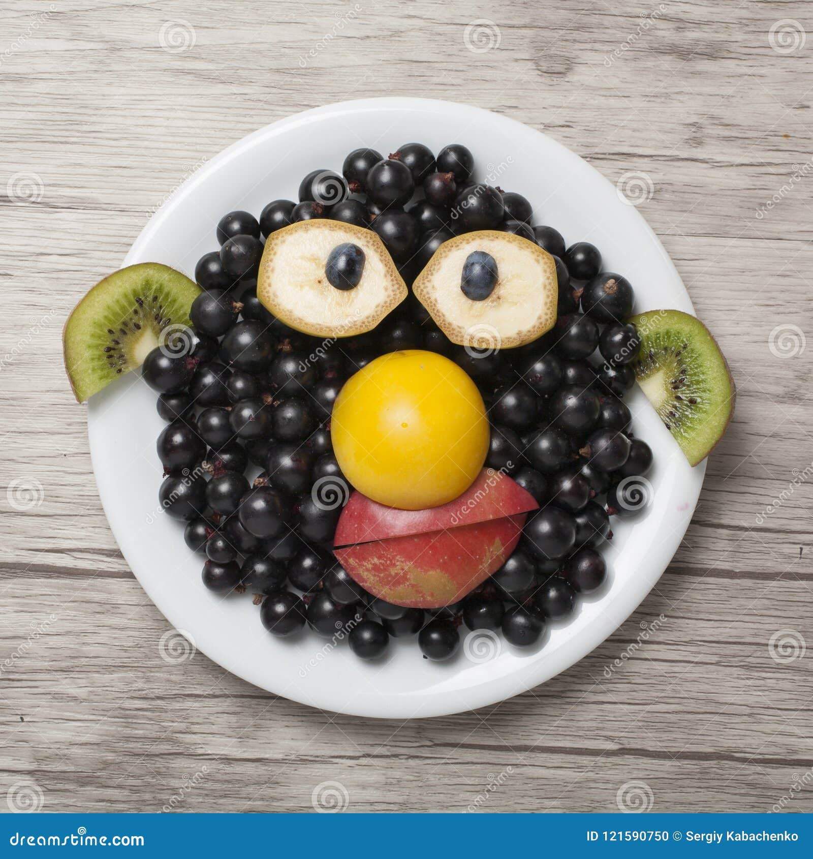 Cara Compilada Con La Pasa En La Placa Y El Escritorio Foto de archivo ...