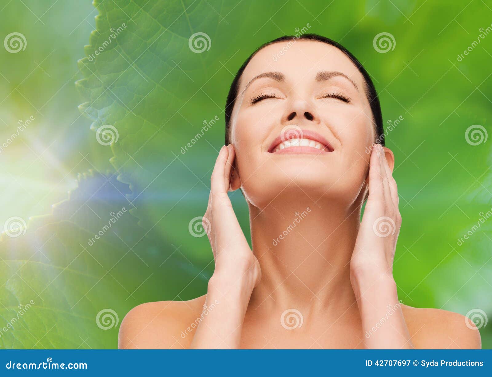 Cara Da Mulher De Sorriso Nova Imagem de Stock - Imagem de humano ... Cara Da Mulher De Sorriso Nova Imagem de Stock - Imagem de humano ...