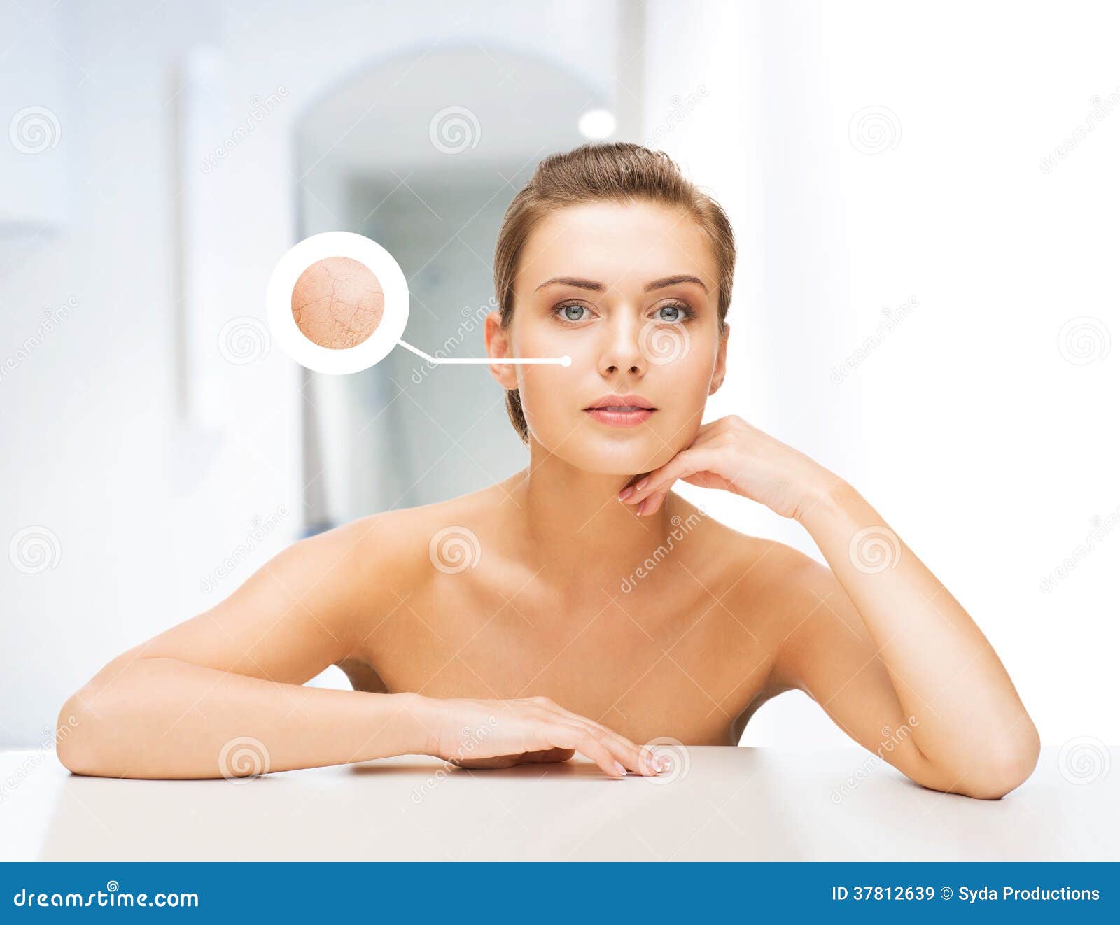 Cara De La Mujer Con La Piel Seca Imagen de archivo - Imagen de ...