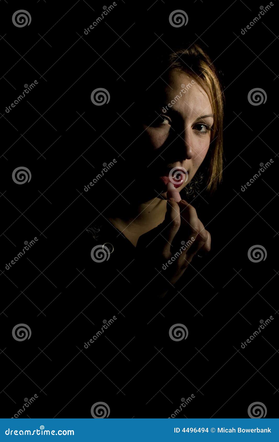 Cara De La Sombra Con Lustre Del Labio Foto de archivo - Imagen de cara ...