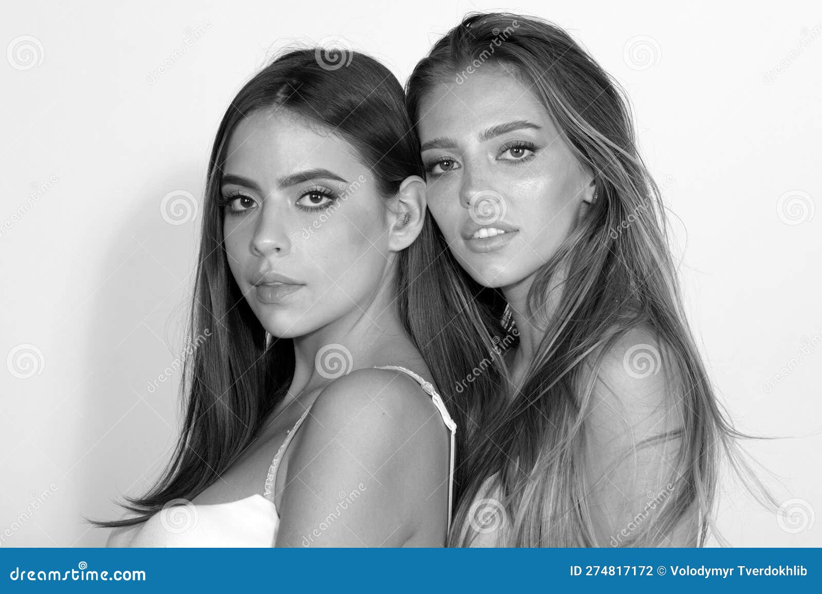 Cara De Mujer De Dos Chicas Sexys Vestidas Retrato De Belleza De