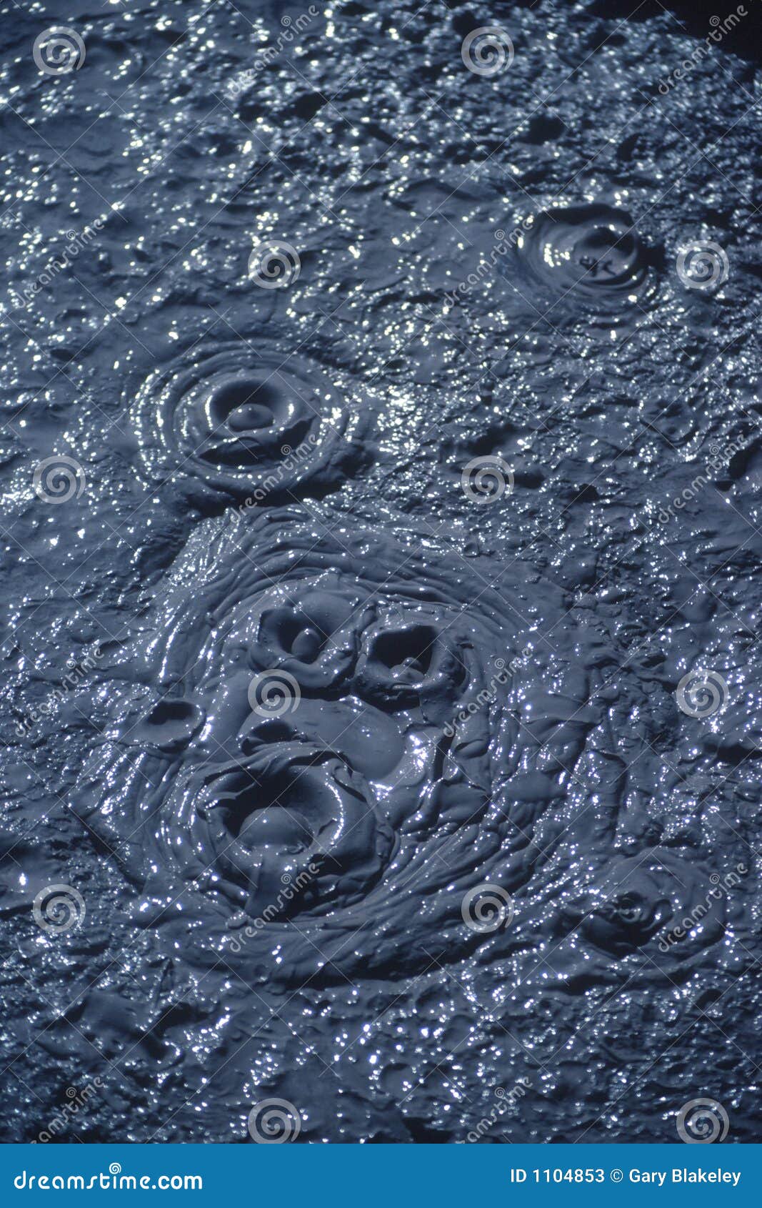 Cara del fango imagen de archivo. Imagen de caliente, secuencia - 1104853