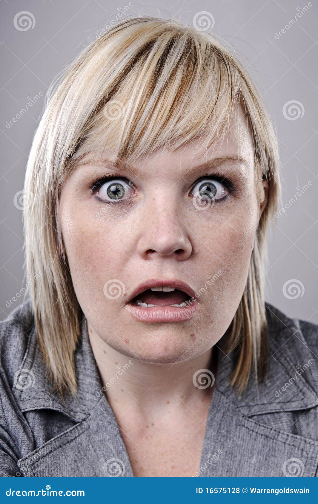 Cara divertida tonta foto de archivo. Imagen de rubio - 16575128