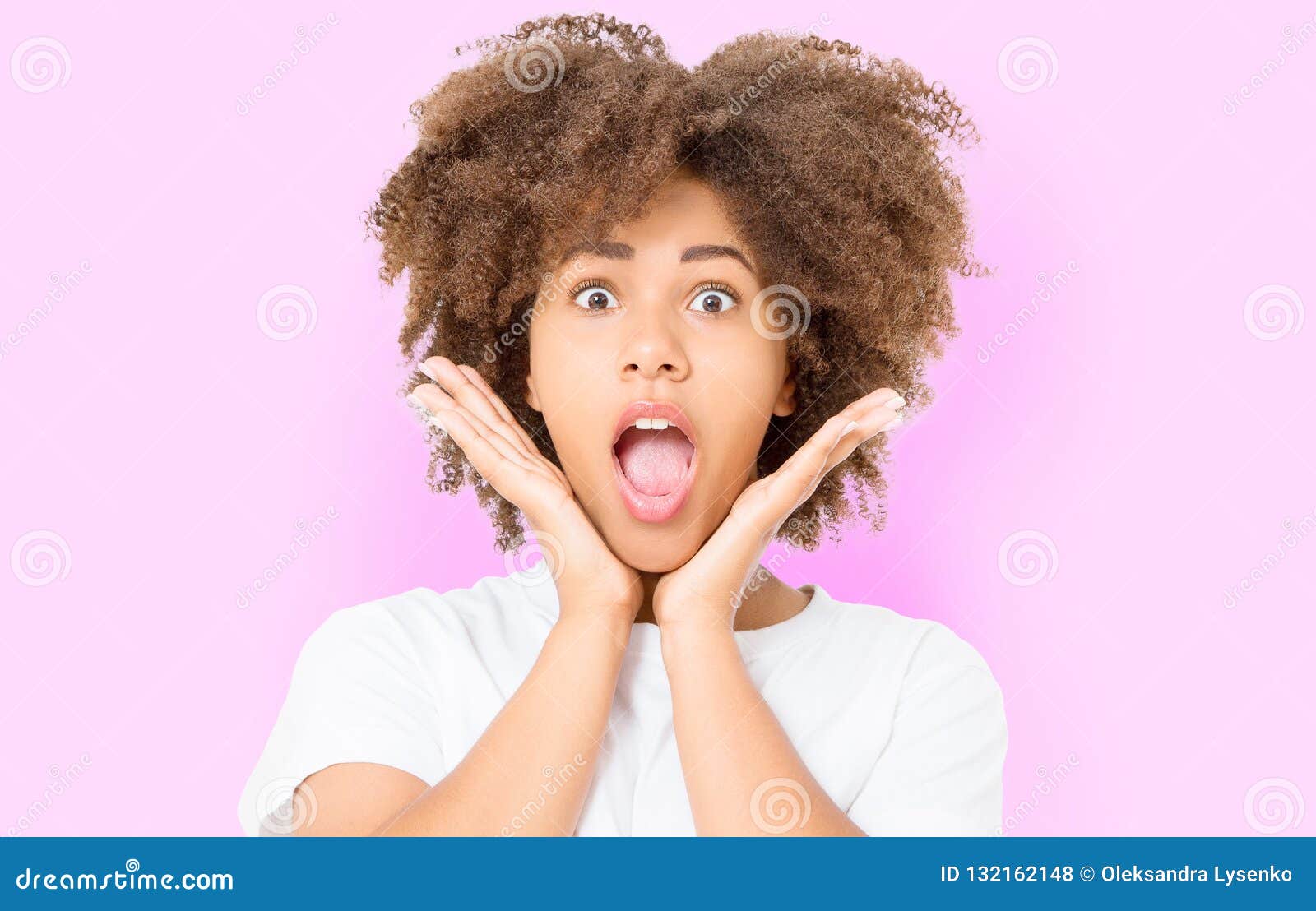 Cara Entusiasmado Chocada Surpreendida Feliz Da Menina Com Cabelo ... Cara Entusiasmado Chocada Surpreendida Feliz Da Menina Com Cabelo ...