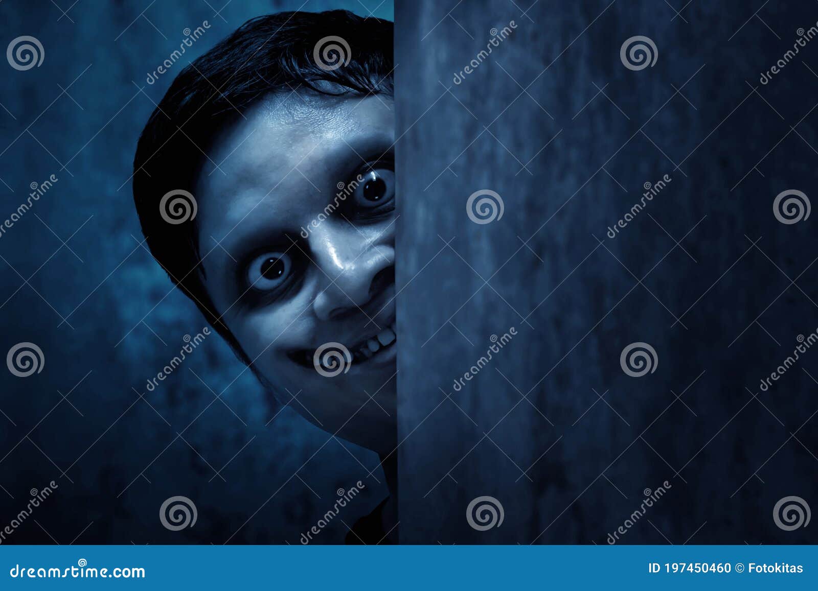 Cara Fantasma Asustado, Temas De Halloween Foto de archivo - Imagen de ...