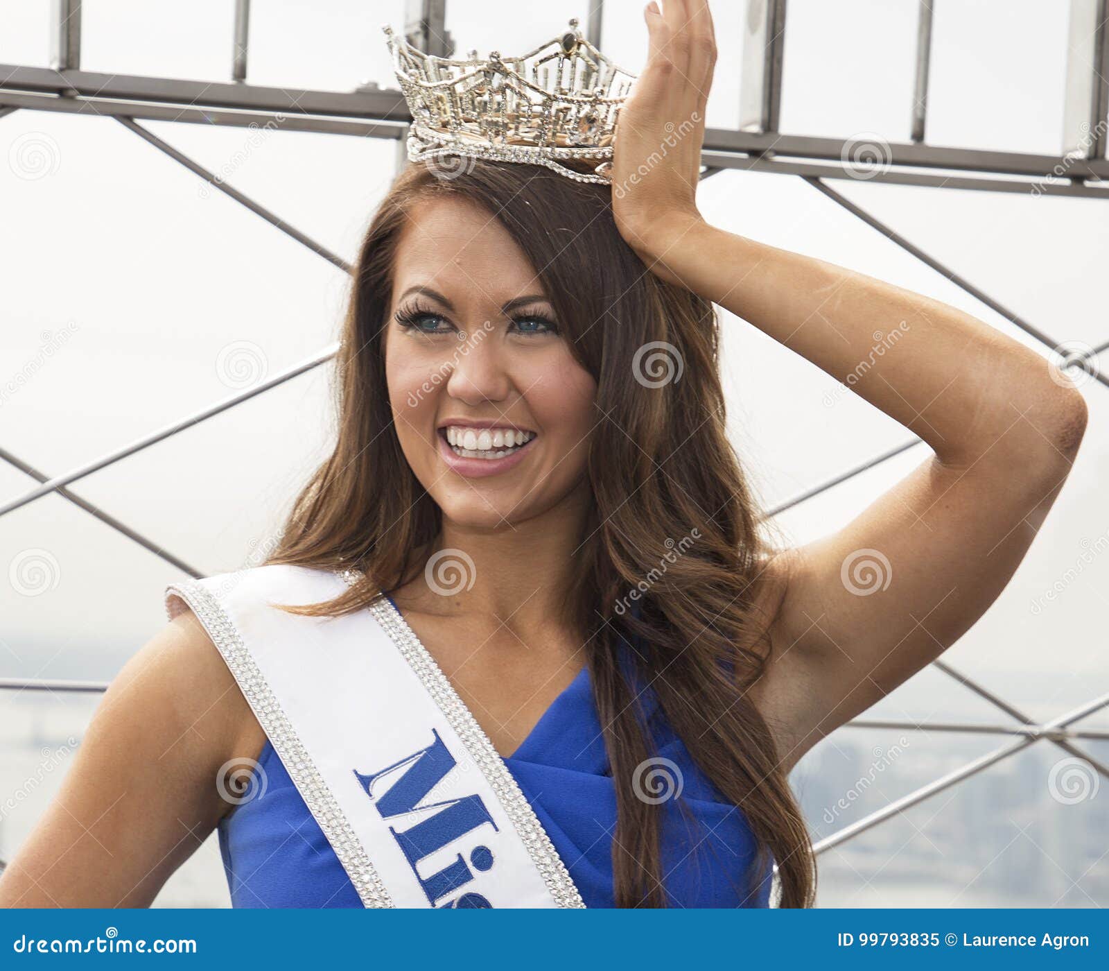 Cara Mund, Srta. America 2018 Imagen editorial - Imagen de ...