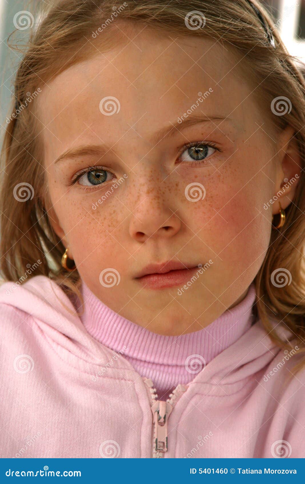 Cara pecosa foto de archivo. Imagen de humano, blanco - 5401460