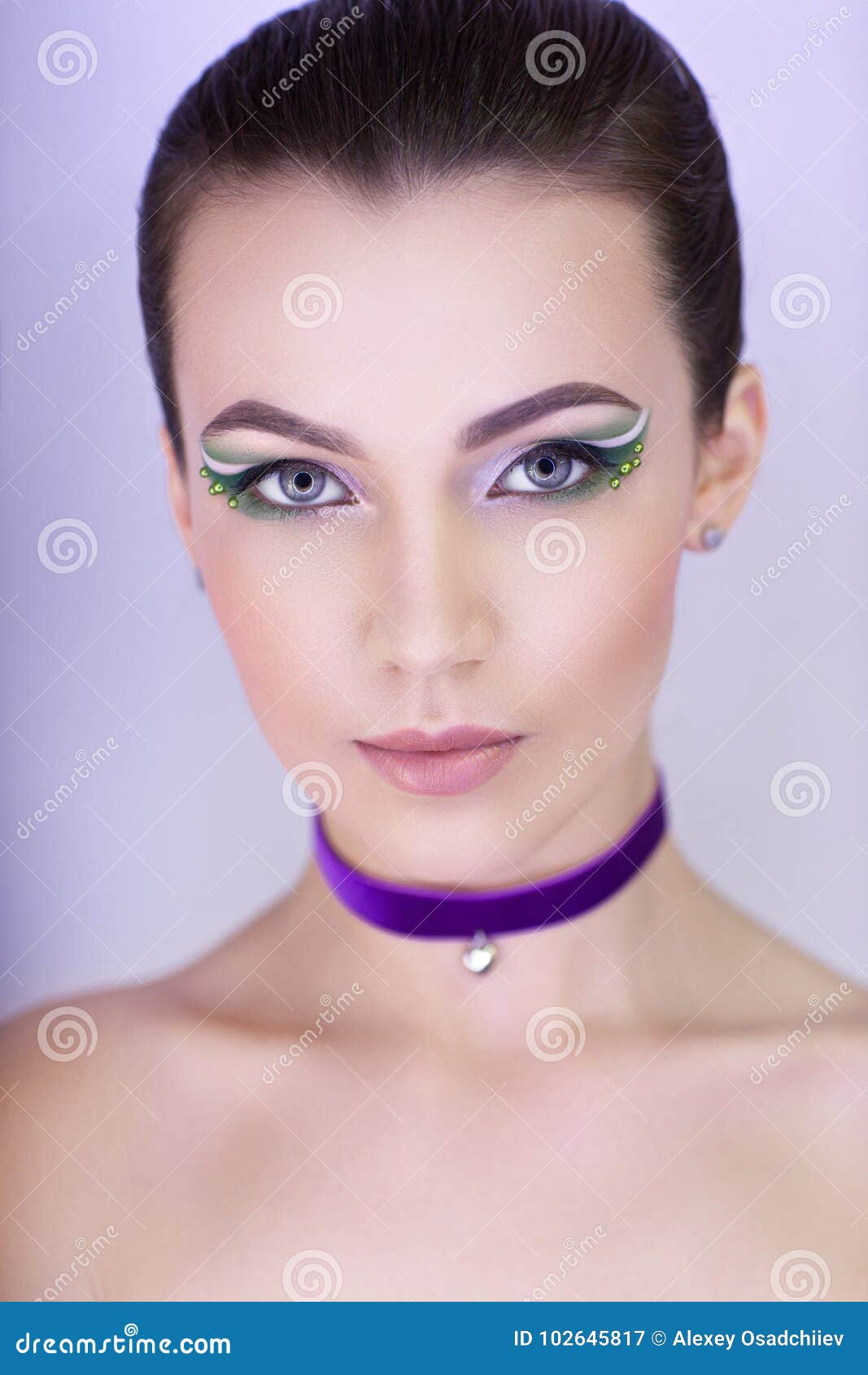 Cara perfecta de la mujer imagen de archivo. Imagen de brillante ...