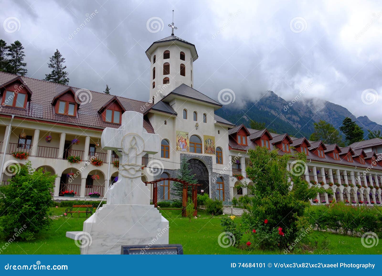 Caraiman Monastery editorial photo. Image of carpati - 74684101