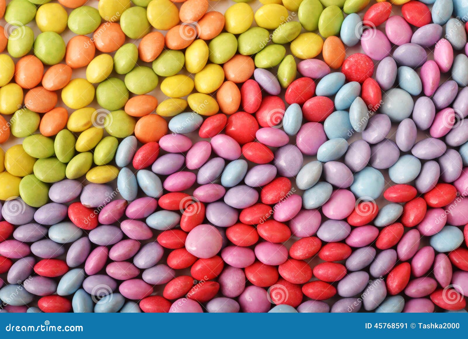 Caramelle multicolori immagine stock. Immagine di confetteria - 45768591
