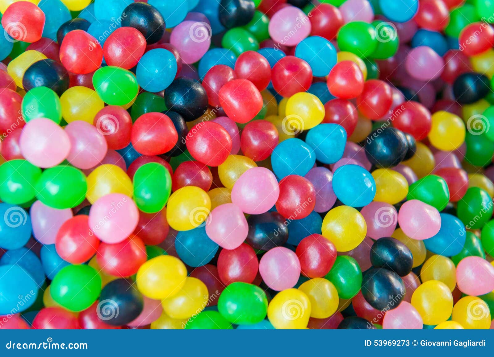 Caramelo dulce del color imagen de archivo. Imagen de poco - 53969273