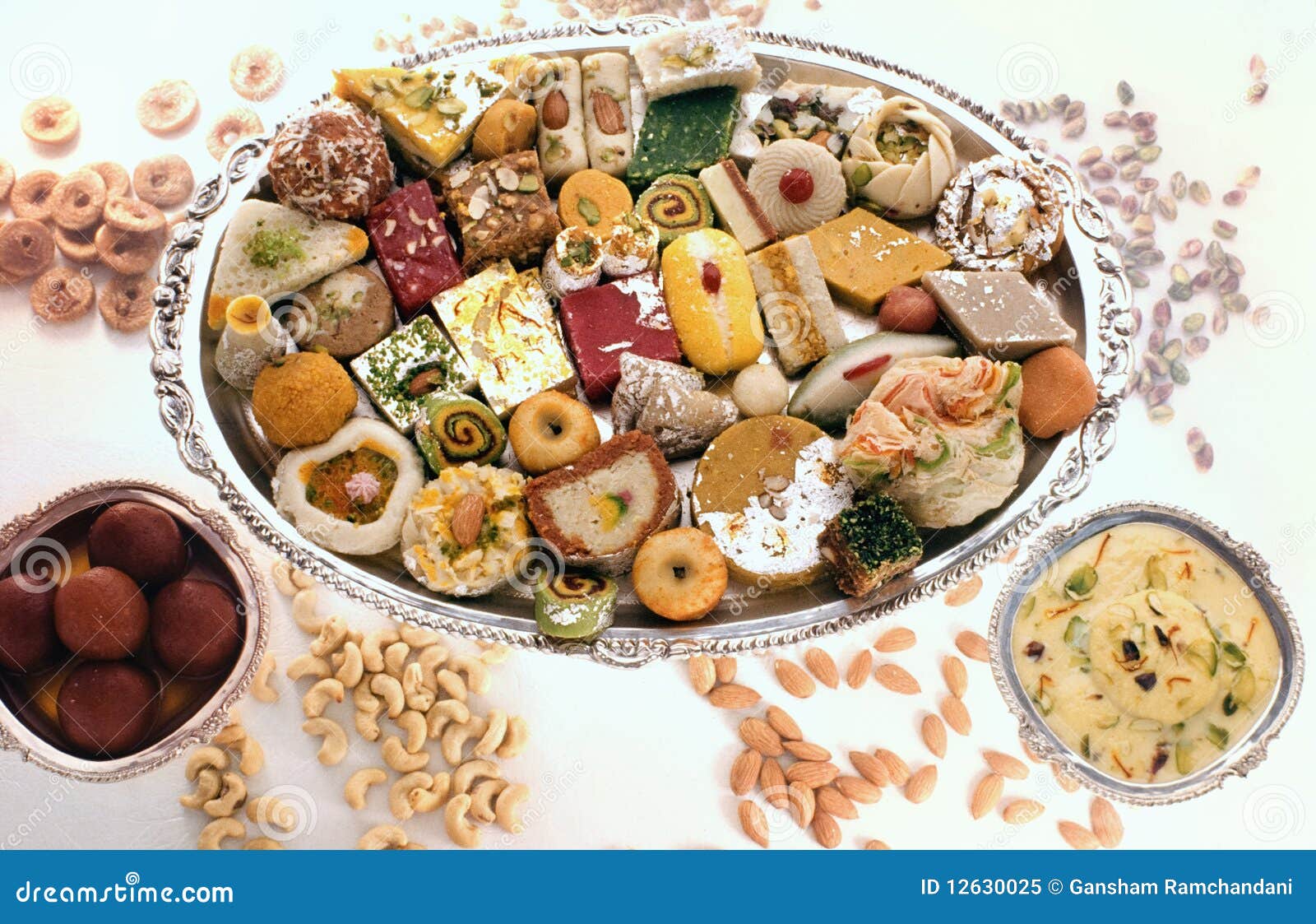 Caramelos indios imagen de archivo. Imagen de comida - 12630025