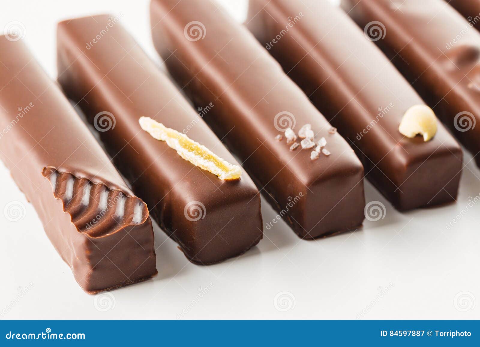 Caramelos Largos De Los Chocolates Fotos de stock - Fotos libres de ...